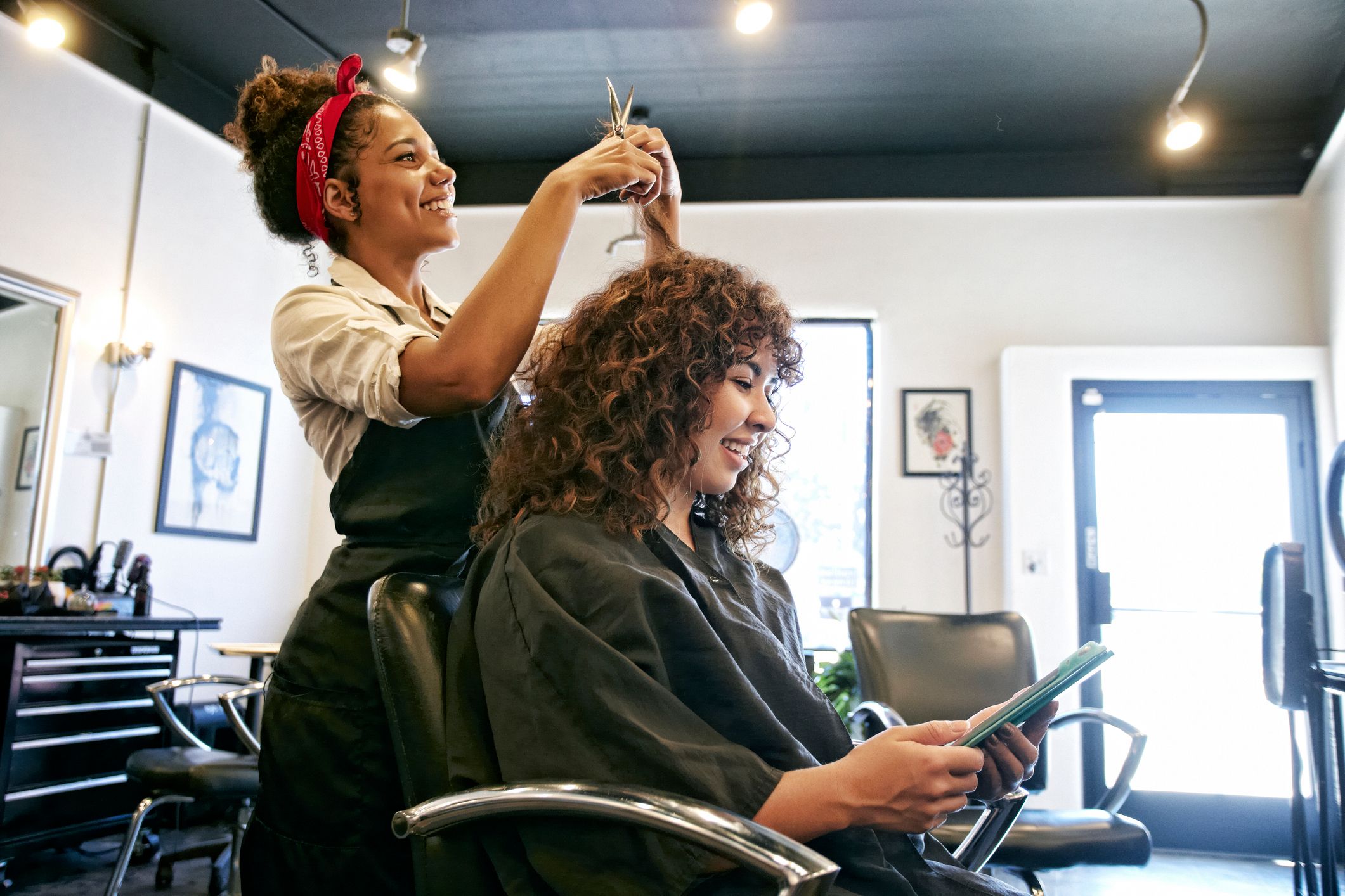 Coupe de cheveux : cette règle toute simple permet de trouver la ...