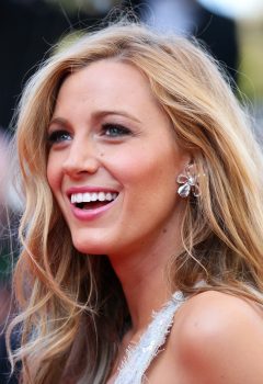 Blake Lively a coupé ses cheveux au carré, et on n'en revient pas ...