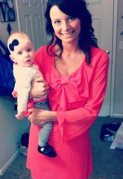 Séquence émotions : Cette petite fille de 7 mois rencontre son papa ...