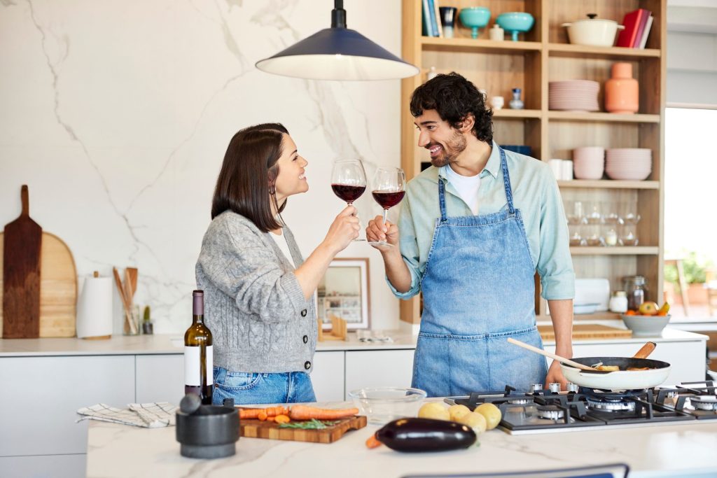 Couple : pratiqué à deux, ce surprenant loisir permettrait de renforcer ...