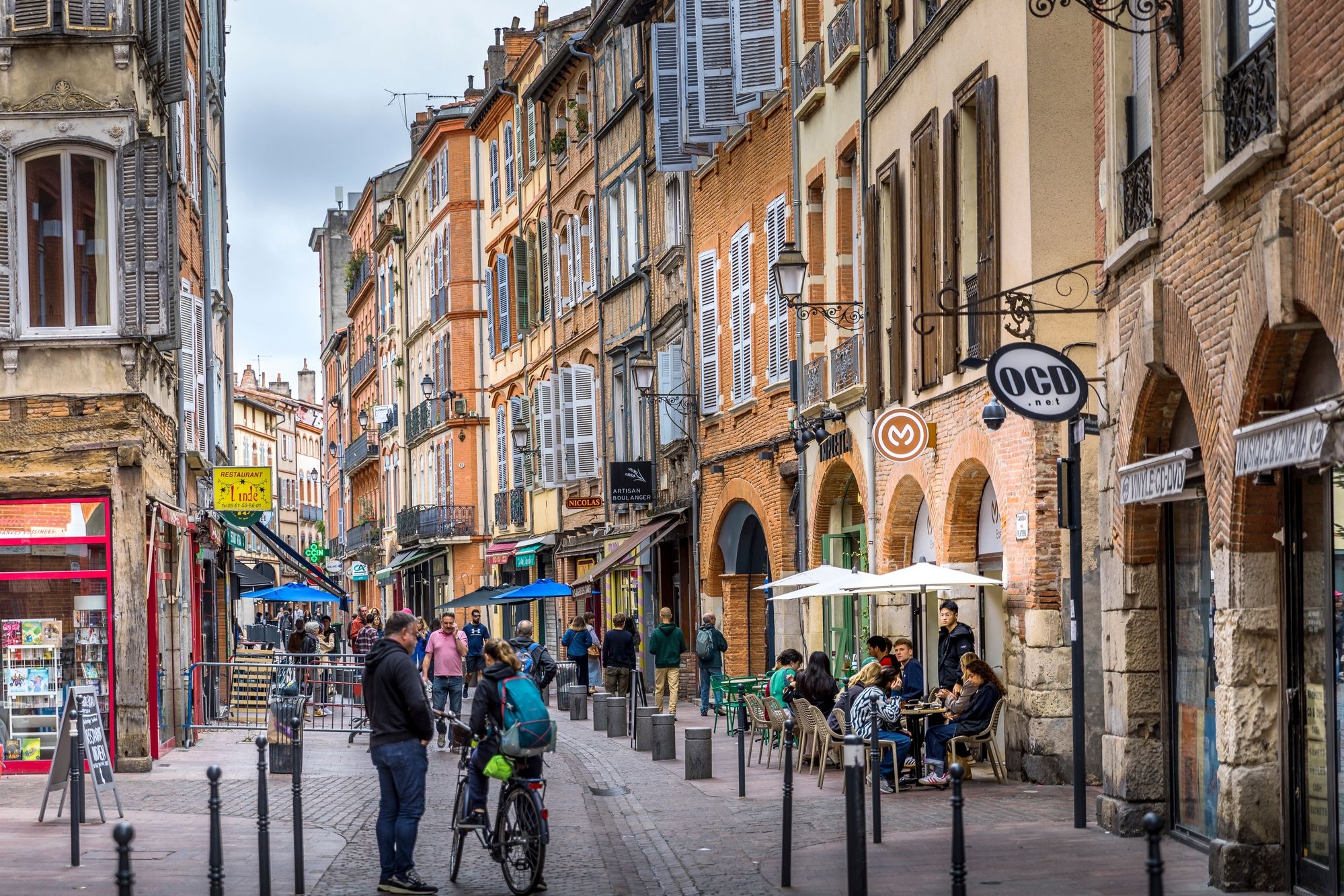 Oubliez Paris, cette ville française qui "combine patrimoine, culture ...