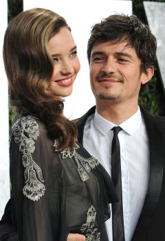 Miranda Kerr : Topless pour le Vogue Coréen (Photos)