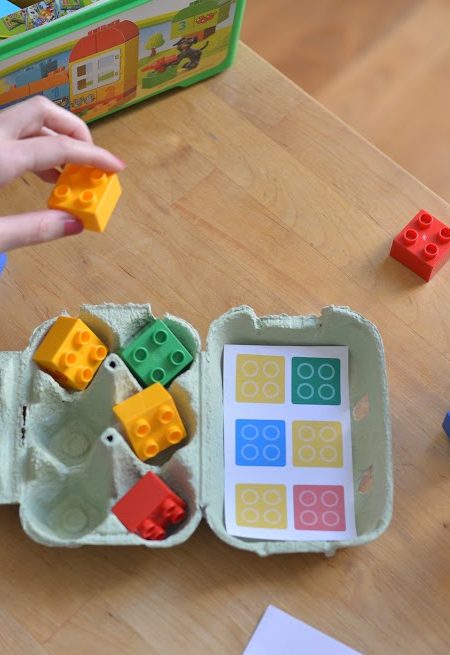 5 petits jeux rigolos pour apprendre les couleurs