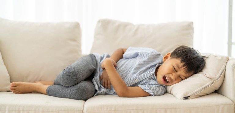 "Cette couleur de caca doit vous alerter" : un médecin dévoile quand ...