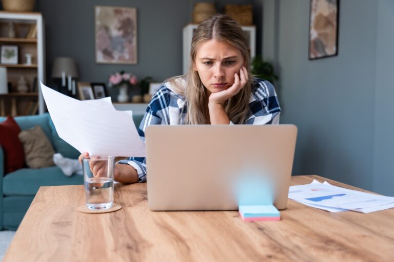 9 signes que vous êtes vraiment intelligent selon la psychologie (un QI ...