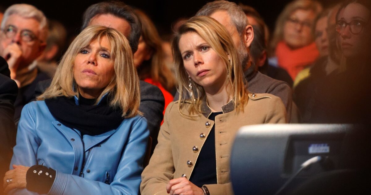Brigitte Macron au spectacle d’Ary Abittan : la polémique enfle
