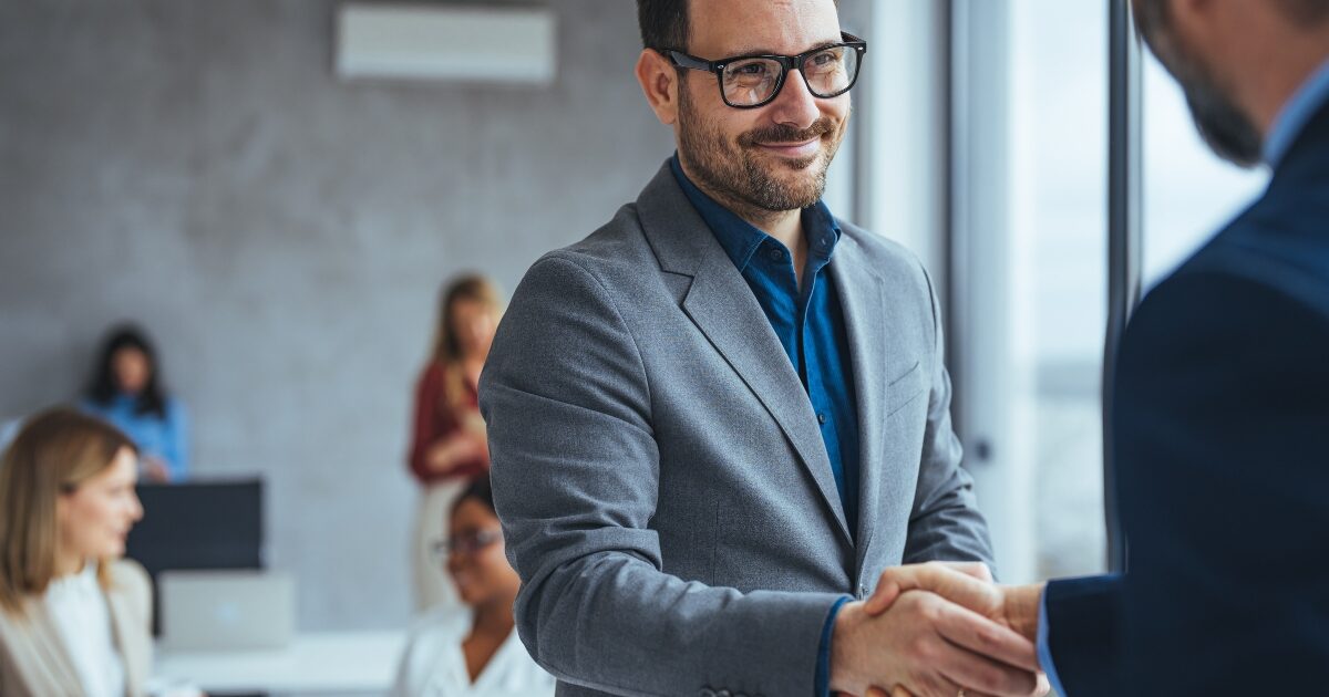 Embauché avec un bac+8 inventé, cet homme a été démasqué